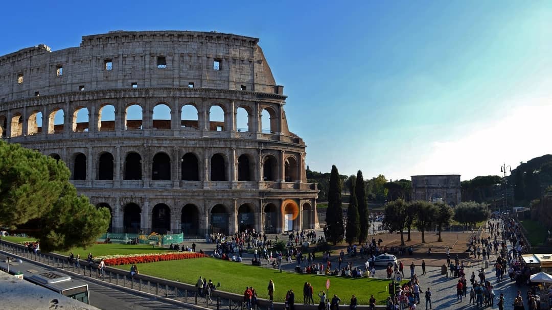 Rome Colosseum Tours & Prices (Skip-the-line, Express & Night ...