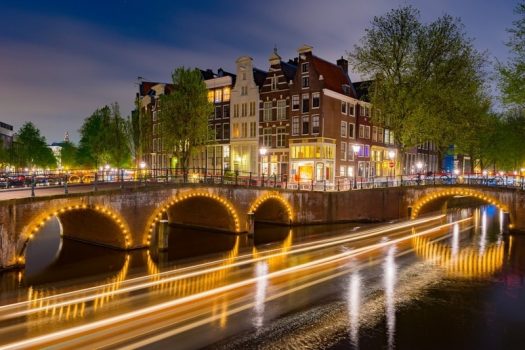 Amsterdam Evening Canal Cruise | 4 Thrilling Boat Trips at Night | Tickets 'n Tour